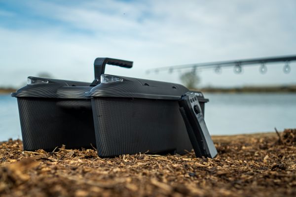 RidgeMonkey Hunter 750 Bait Boat - Johnson Ross Tackle